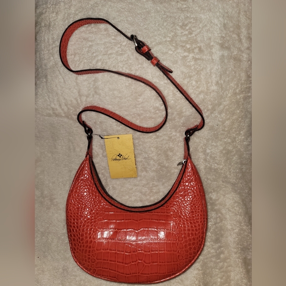 Patricia Nash | Bags | Nwt Patricia Nash Coley Leather Crescent ...